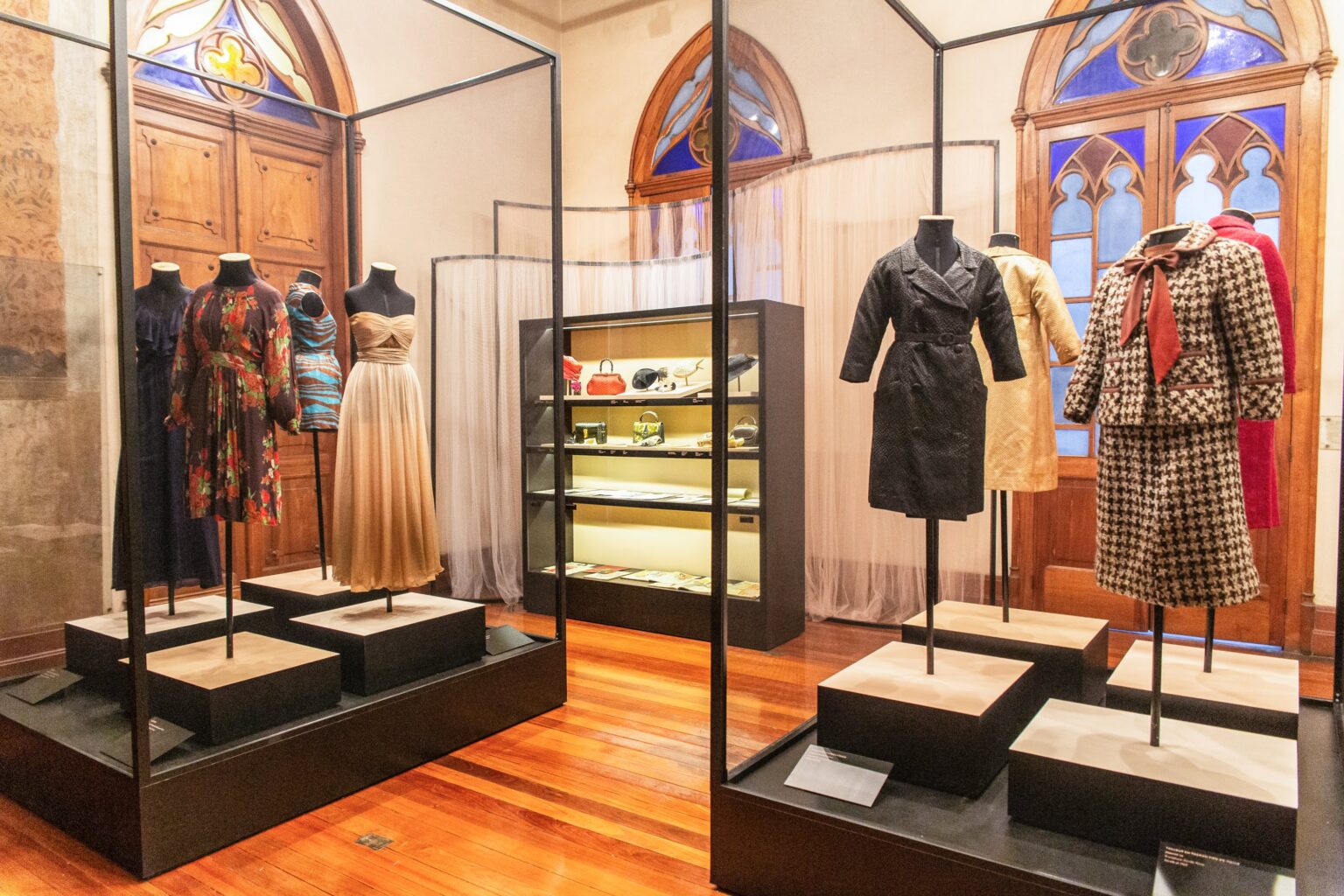 MUMO: Conheça o primeiro museu de moda público do Brasil - Fashionlismo